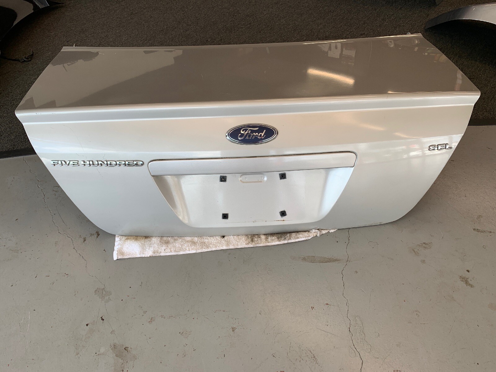 Used 2005 Ford Five Hundred Trunk Lids and Related Parts for Sale