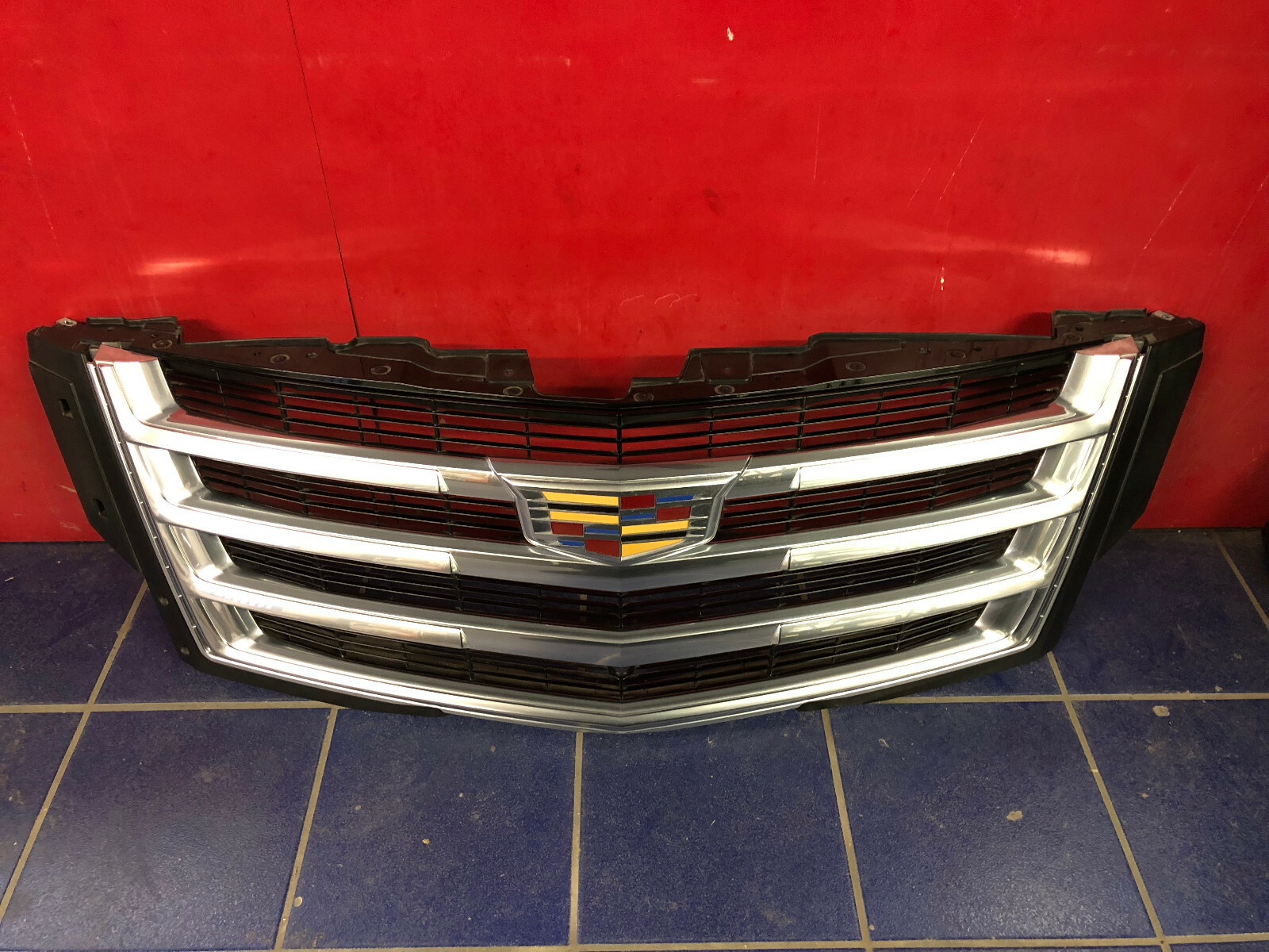 Used Cadillac Escalade Grilles for Sale