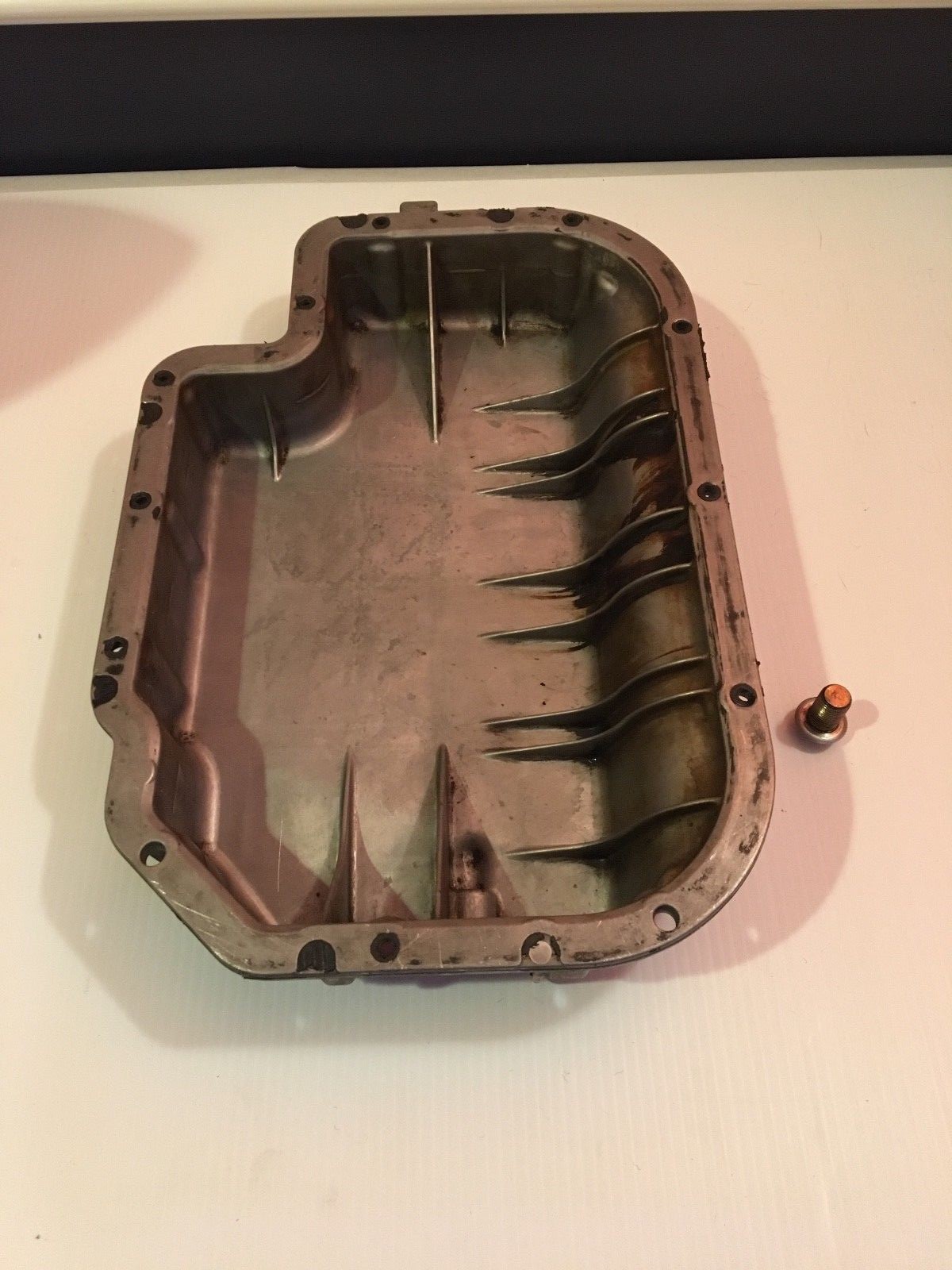 Used Mercedes-Benz E320 Oil Pans for Sale