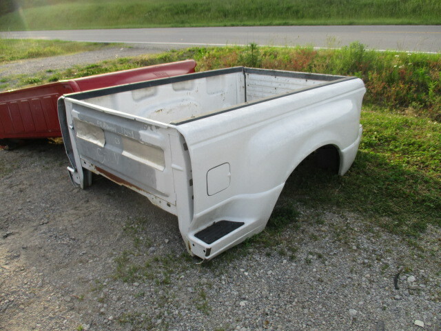 Used 98-04 Ranger Flareside Bed No Shipping White W/tailgate for Sale ...
