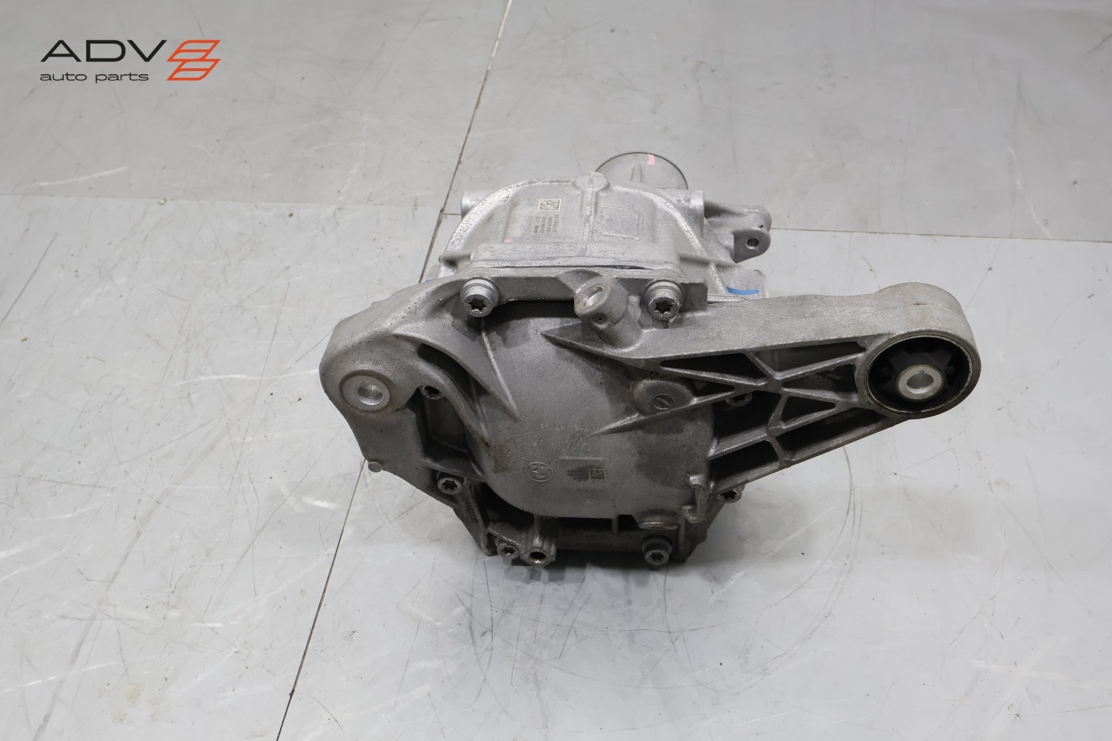 Used 2024-2025 - Bmw X5 G05 Xdrive Rear Differential Axle Carrier Oem ...