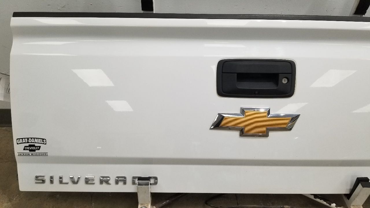 Used 2016 Chevy Silverado 1500 Rear Tailgate Assembly White With Rear ...
