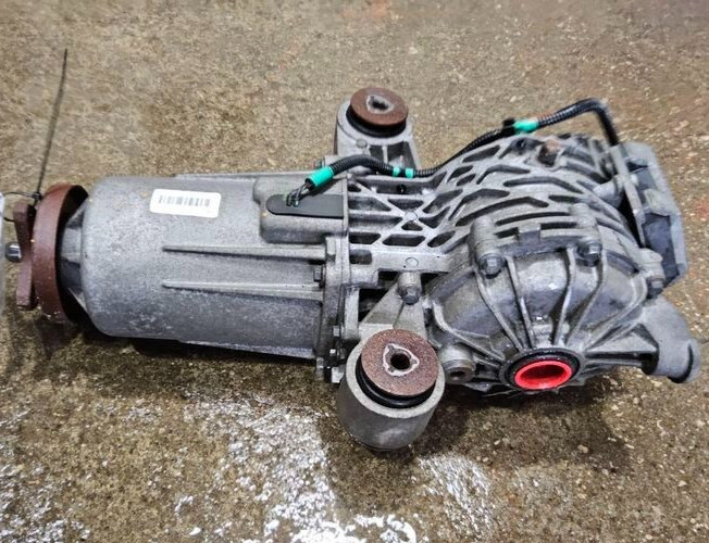 Used 2010-2017 Chevy Equinox Rear Axle Differential Carrier Assembly ...