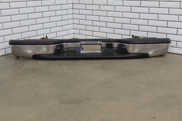 Used 2003 GMC Sierra 2500 HD Bumpers & Components for Sale