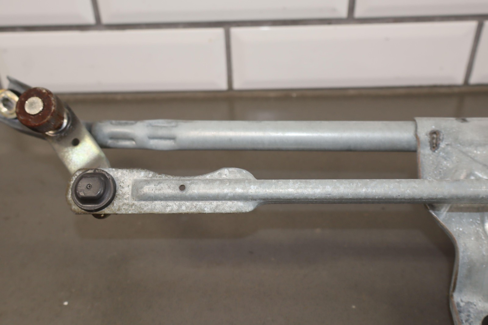 Used 1997-2002 Dodge Ram 2nd Gen Windshield Wiper Motor With ...