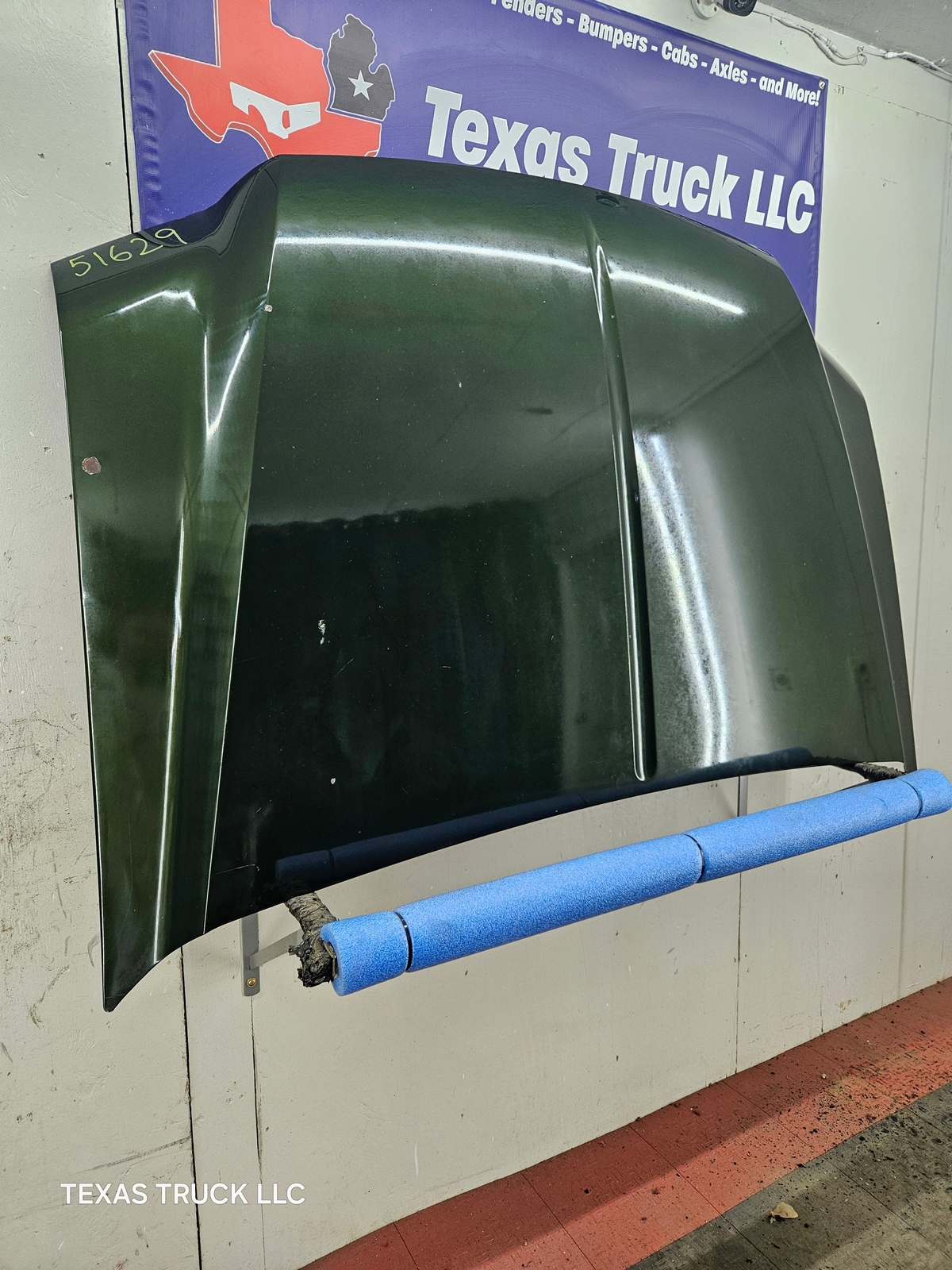 Used 1999-2007 Ford Super Duty Hood F250 F350 F450 F550 for Sale | 1999 ...