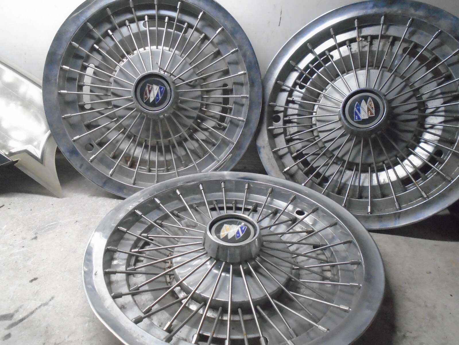 Used 1965-1970 Buick Lesabre Wildcat Wire Spoke 15' Hub Cap Set Of ...