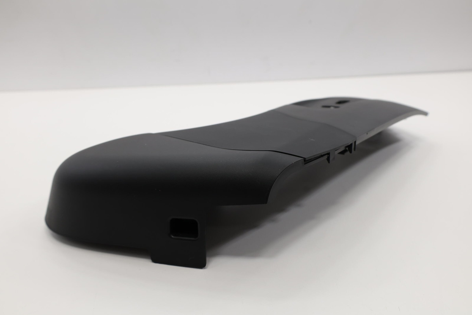 Used 2023 2026 - Vinfast Vf 8 Front Right Side Seat Outer Trim Cover ...