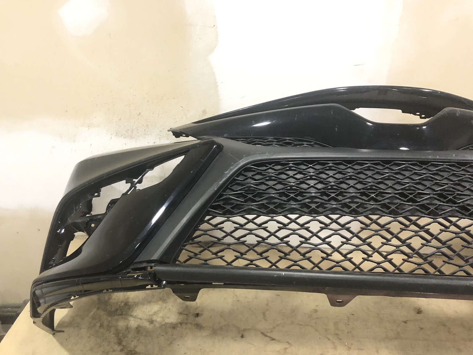 Used Oem 2018-2019 Toyota Camry Se/xse/hybrid Se W/o Sensors Front ...
