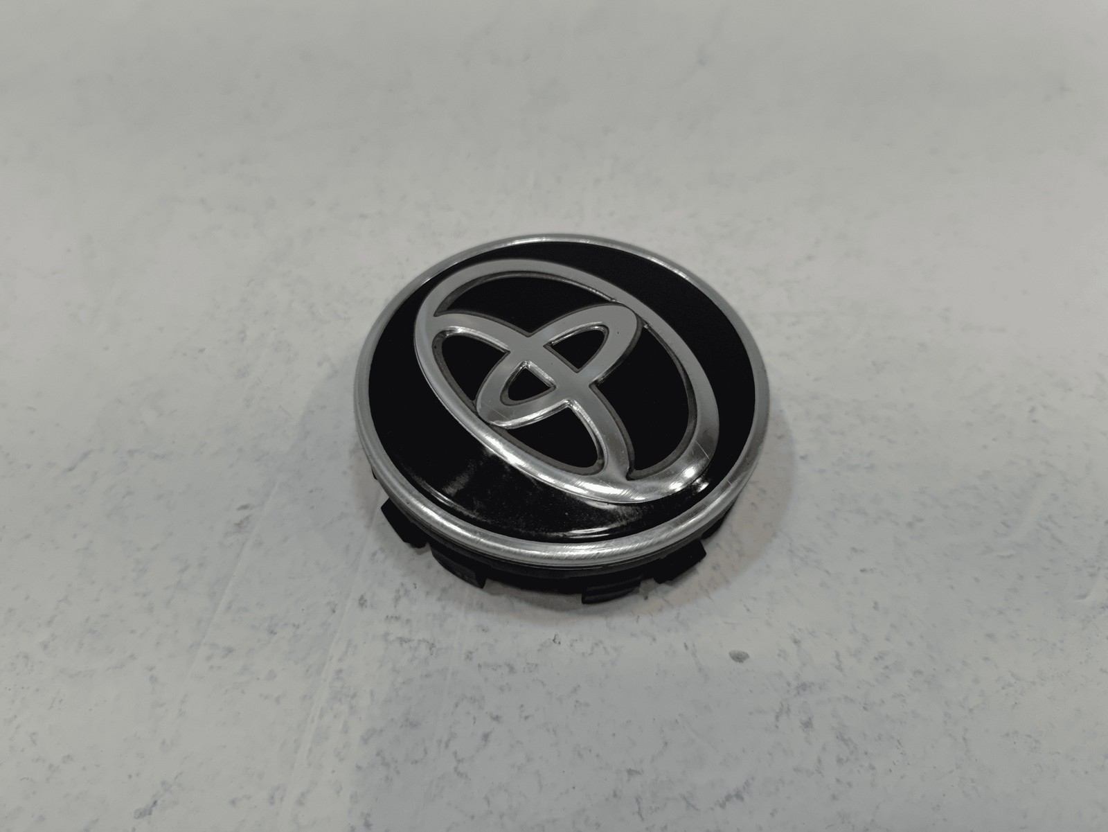 Used 2020 2024 - Toyota Camry Wheel Rim Center Cap Hubcap Logo Cover ...