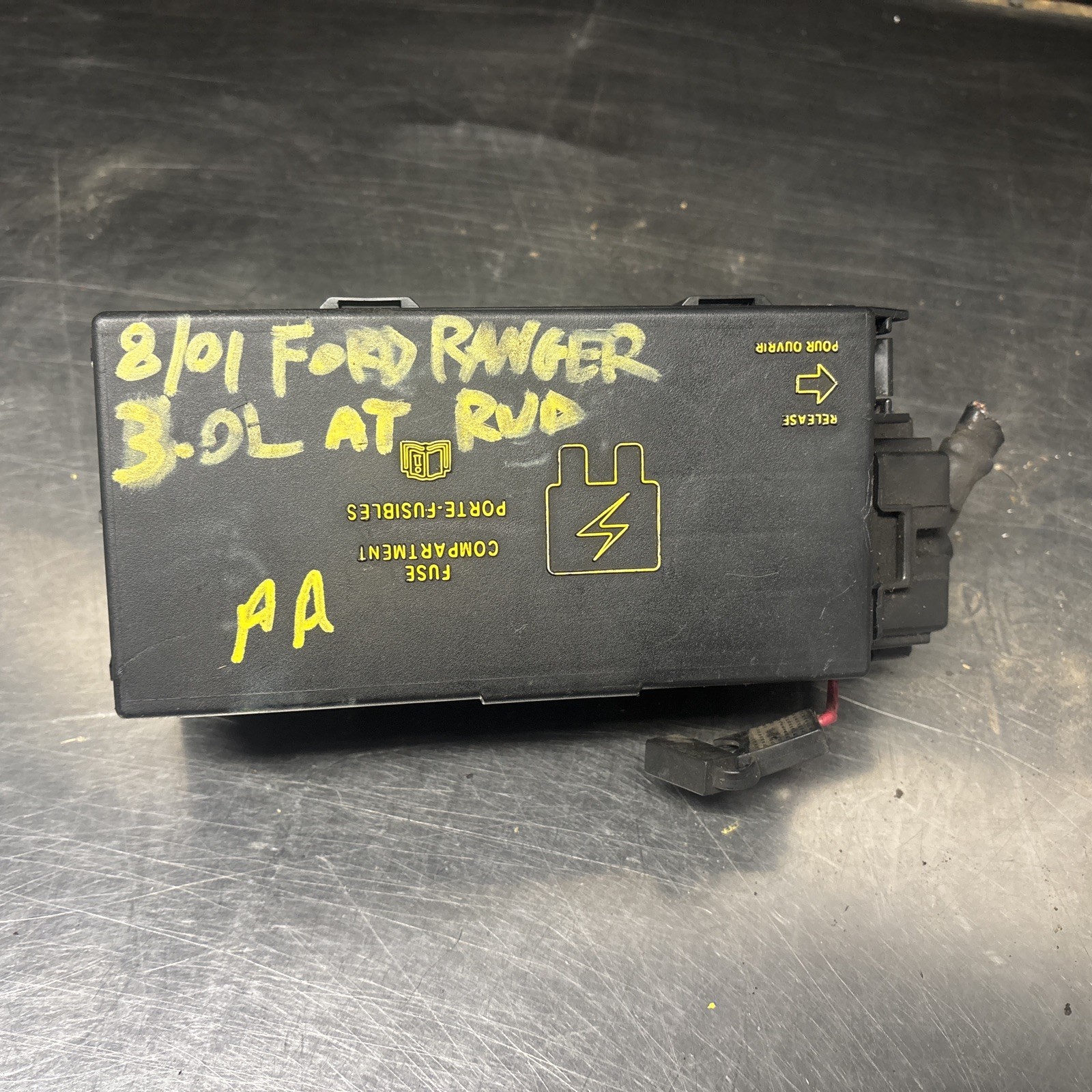 Used 2000-2003 Ford Ranger 3.0 Engine Bay Fuse Box Relay Center for ...