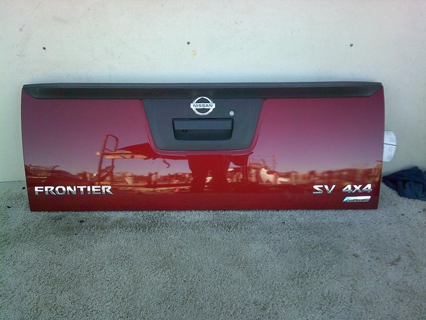 Used Nissan Frontier Tailgates and Liftgates for Sale