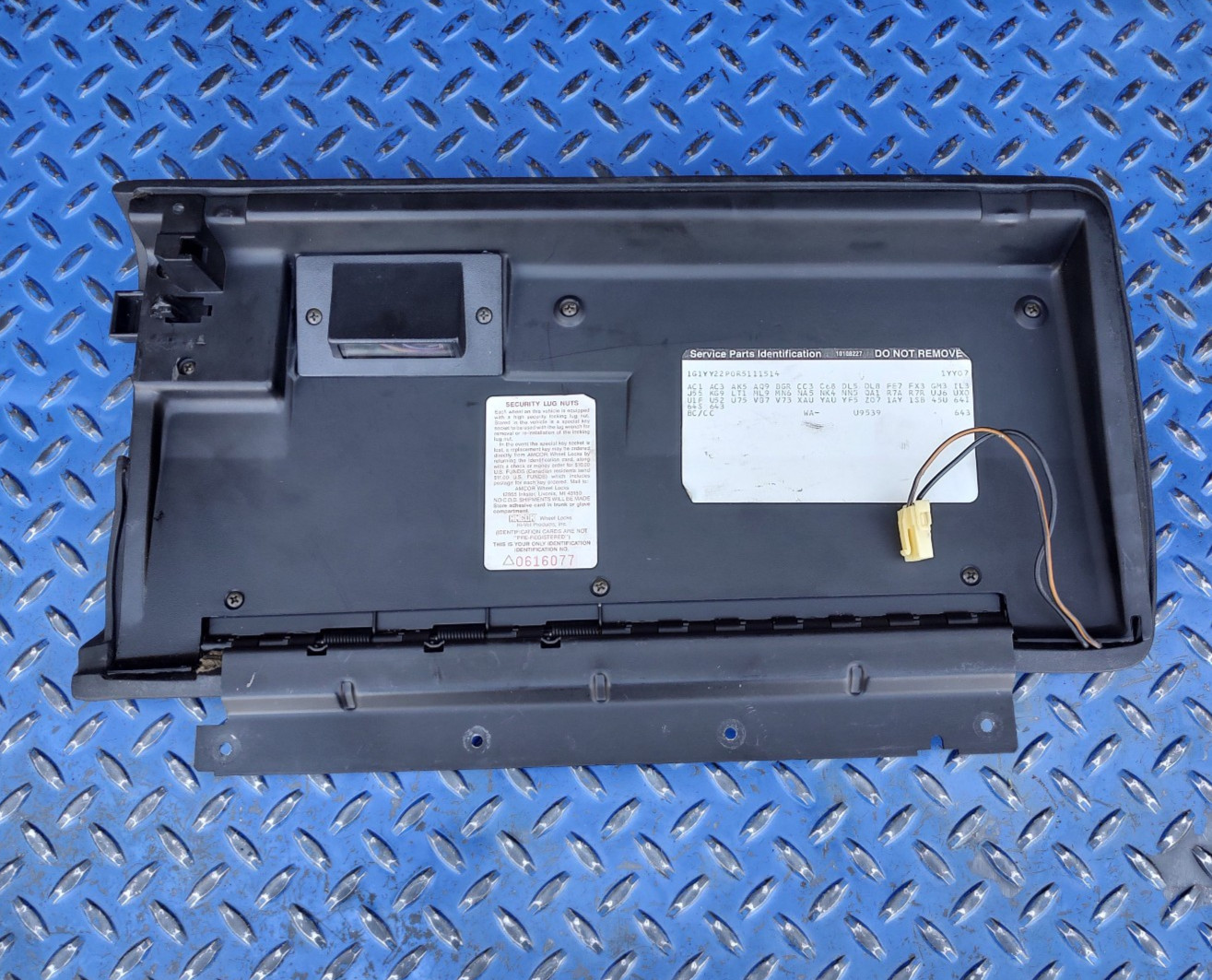 Used 1991-1996 Chevrolet Corvette C4 Center Console Lid Armrest Oem for ...