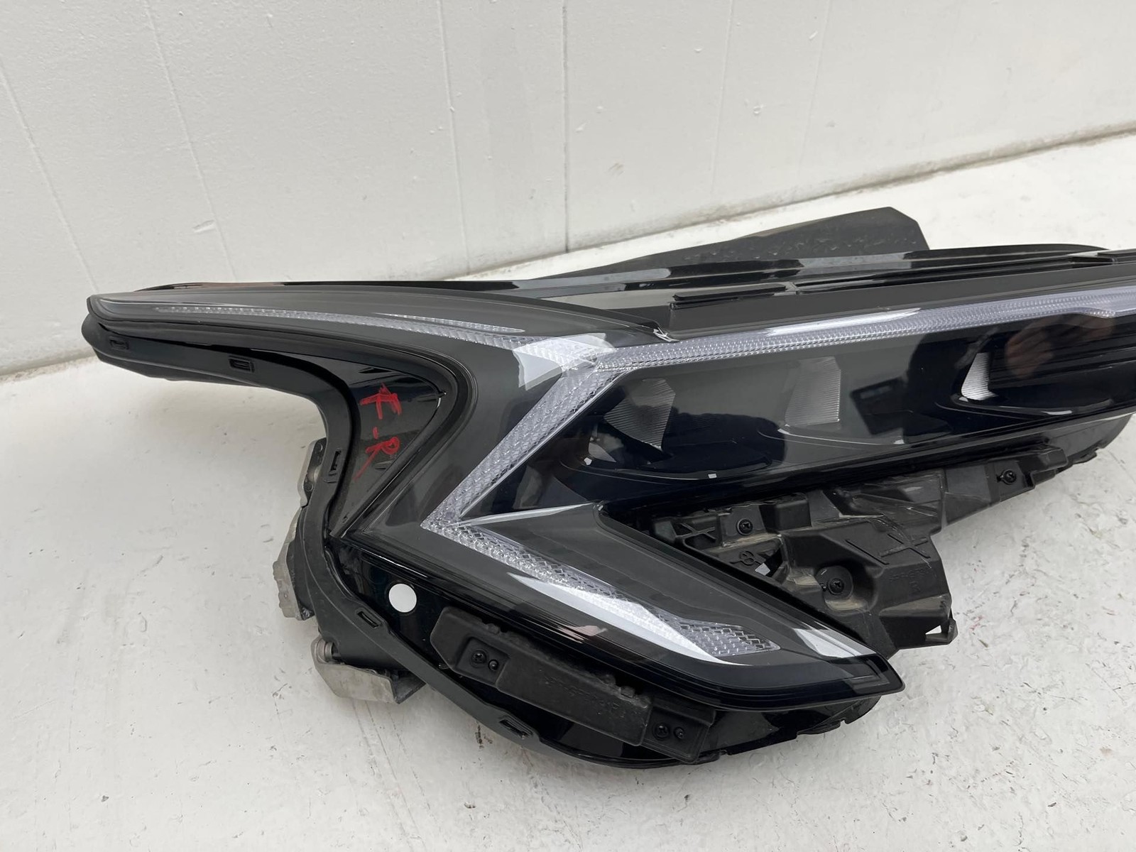 Used 2025-2026 Kia K5 2.5l Fwd Front Right Passenger Side Head Light ...