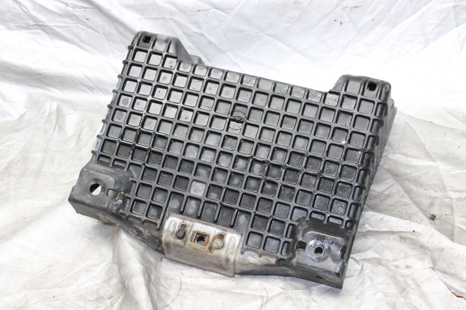 Used 1997-2008 Ford F-150 W/ 5.4l V8 Engine Bay Main Battery Tray Box ...