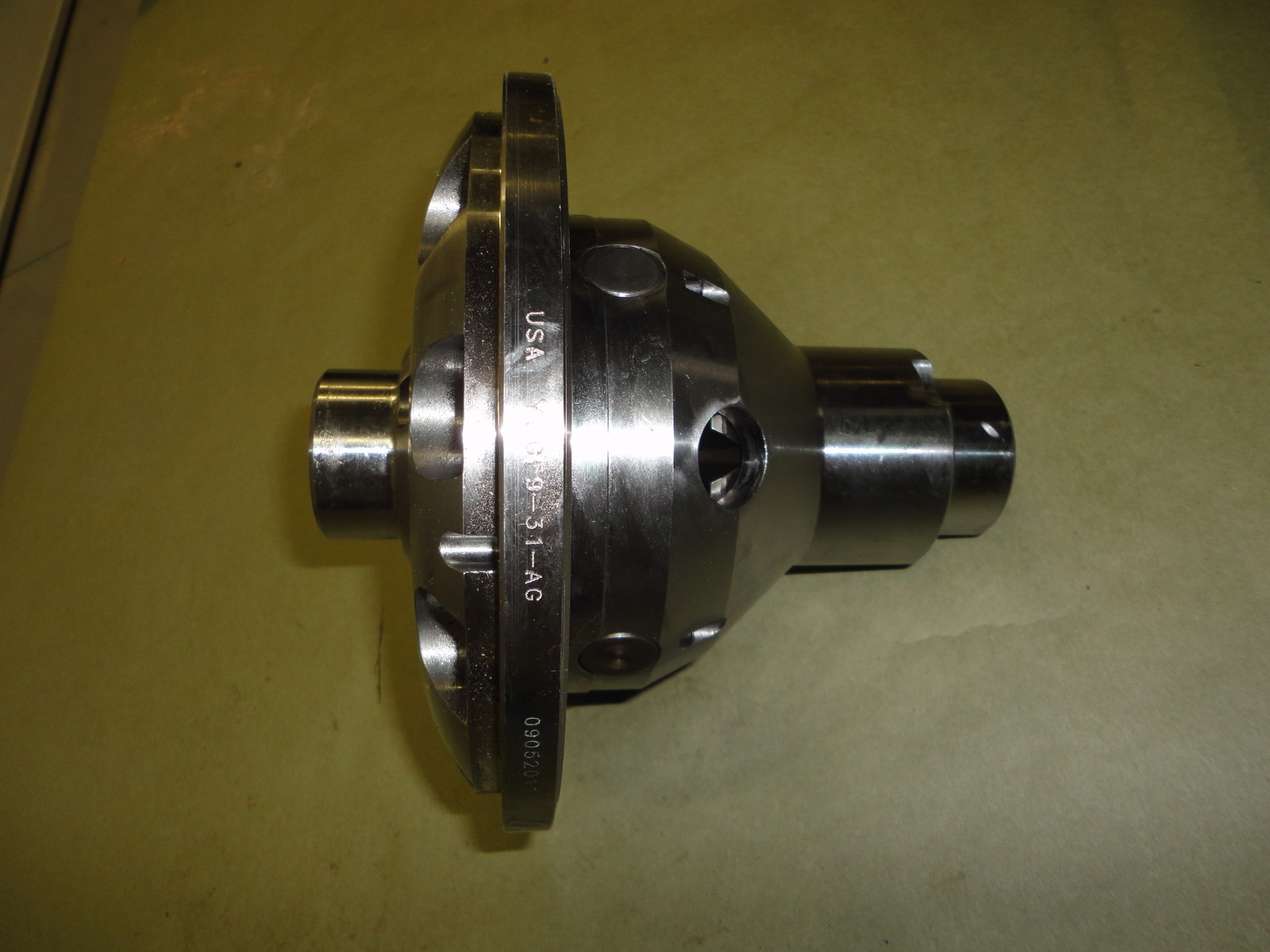 New Ford 9 Inch Posi Trac Loc Posi Billet Posi All 2028 Or 1931 Spline ...