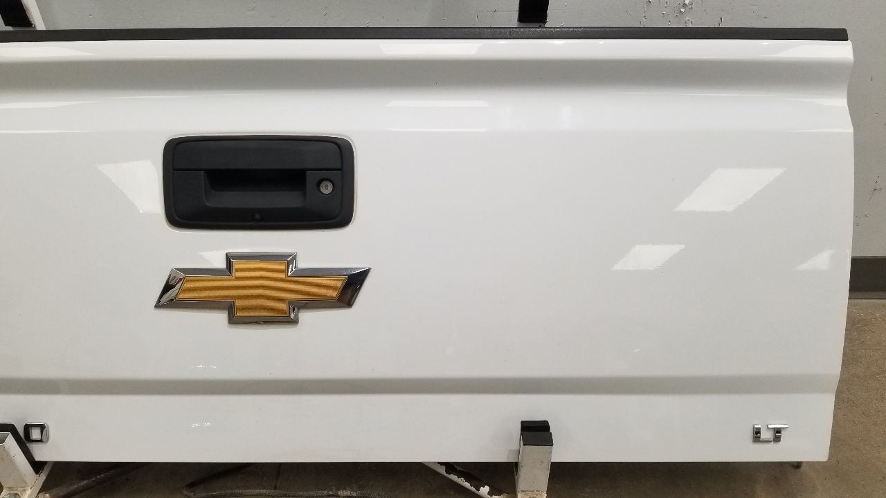 Used 2016 Chevy Silverado 1500 Rear Tailgate Assembly White With Rear ...