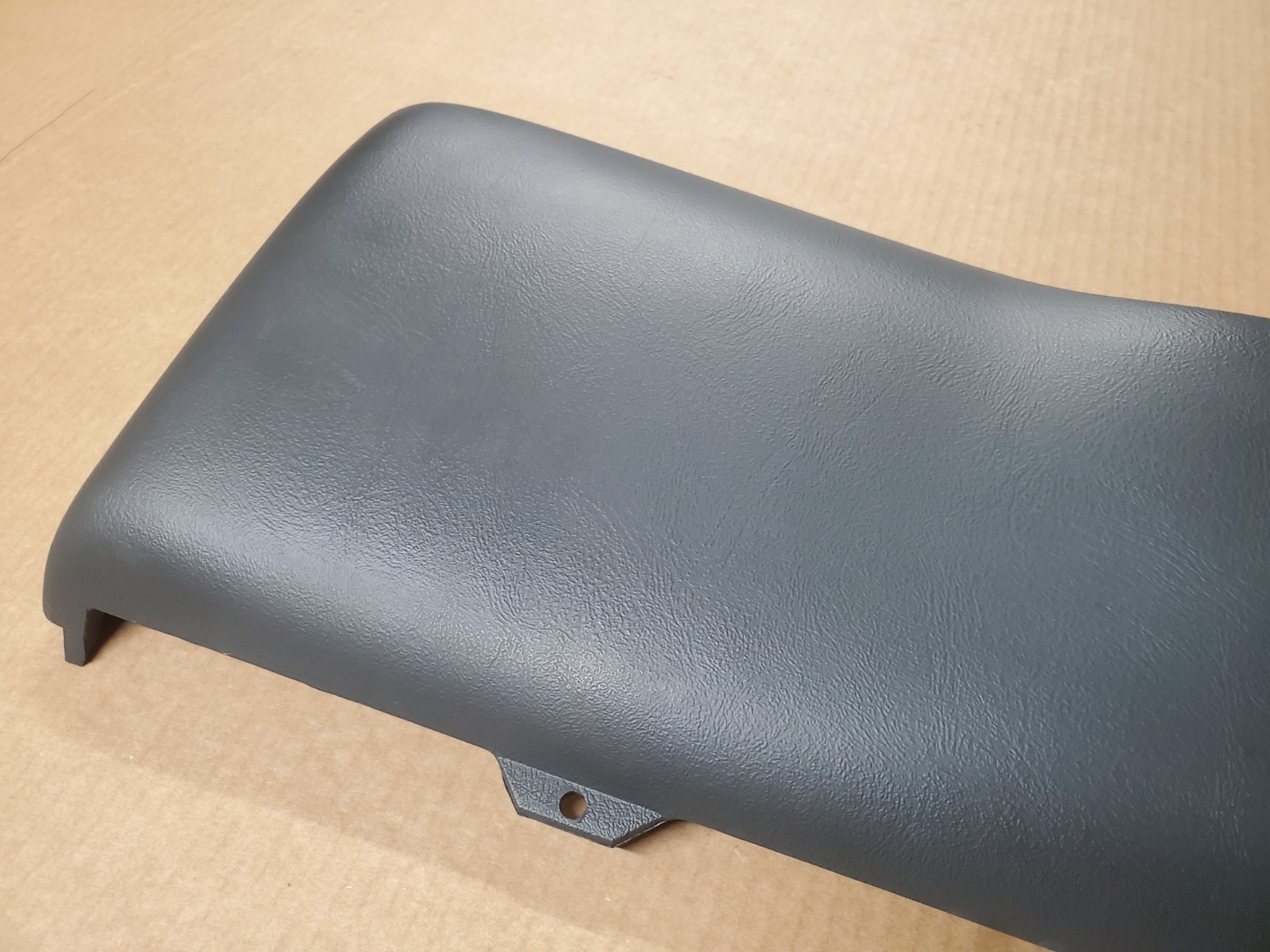 Used 1999-2002 Chevy Silverado Sierra Tahoe Lower Dash Knee Bolster ...