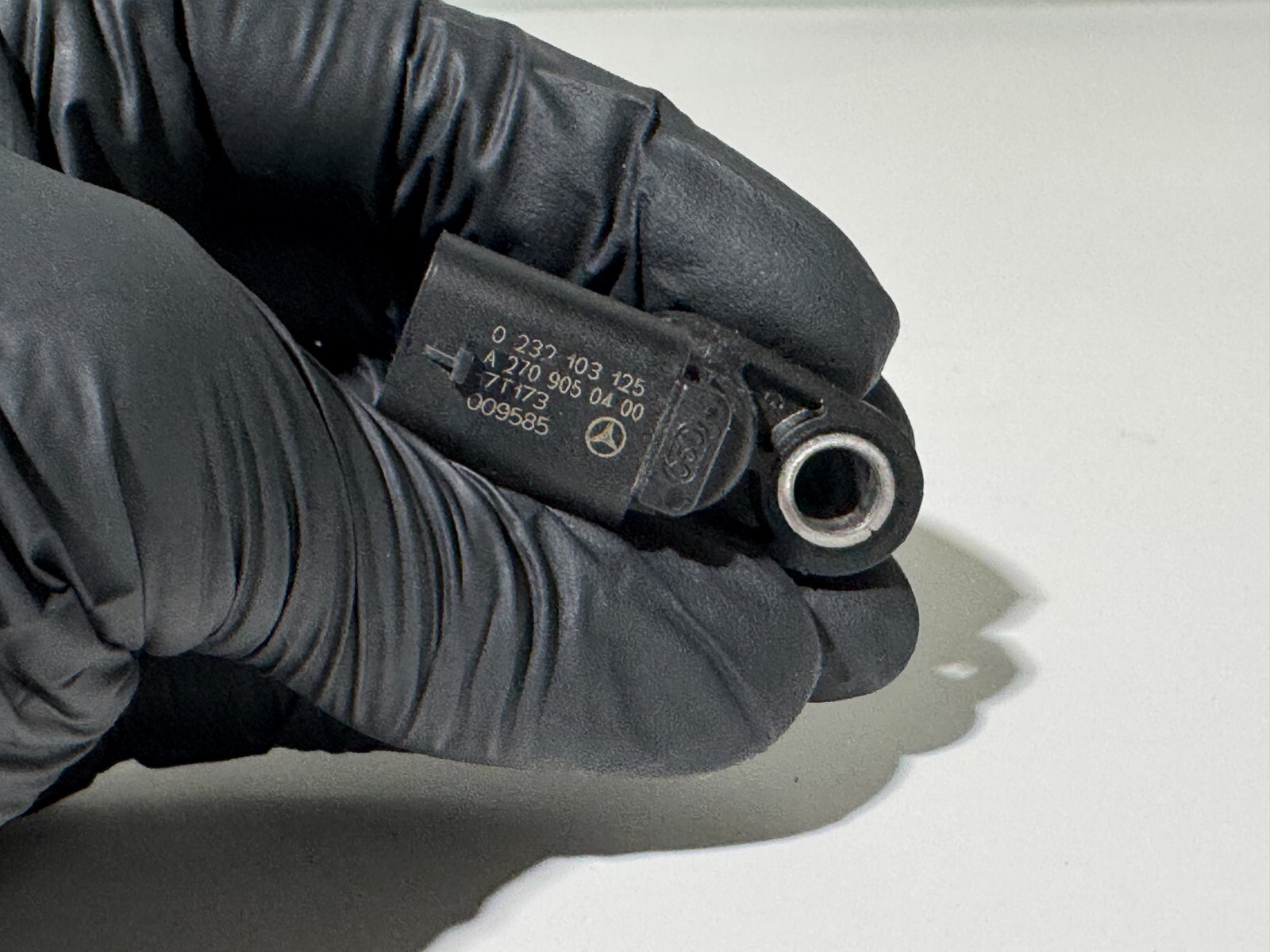 Used Mercedes 4.0l M177 C63 Glc63 E63 G550 Camshaft Position Sensor Oem ...