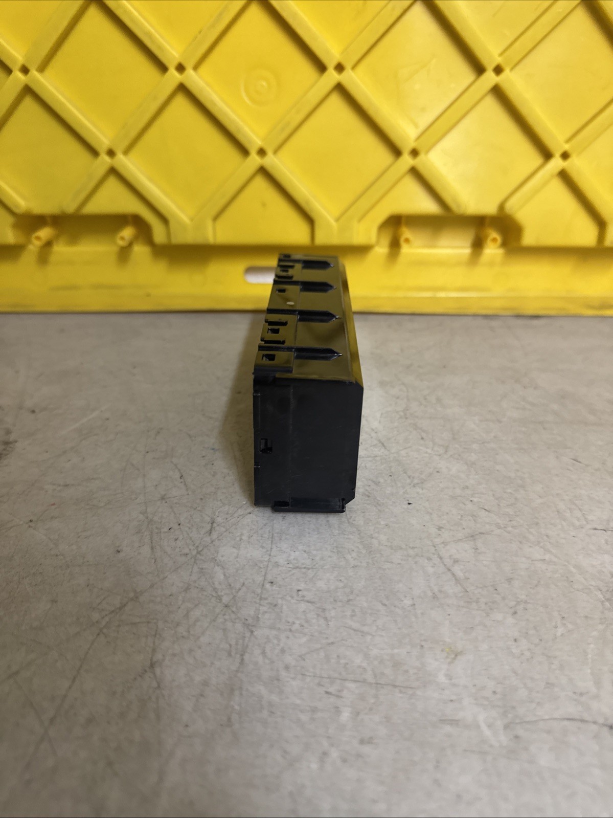 Used Chevrolet Bolt Euv 2022-2026 Heater Control Module 812786860 Oem ...