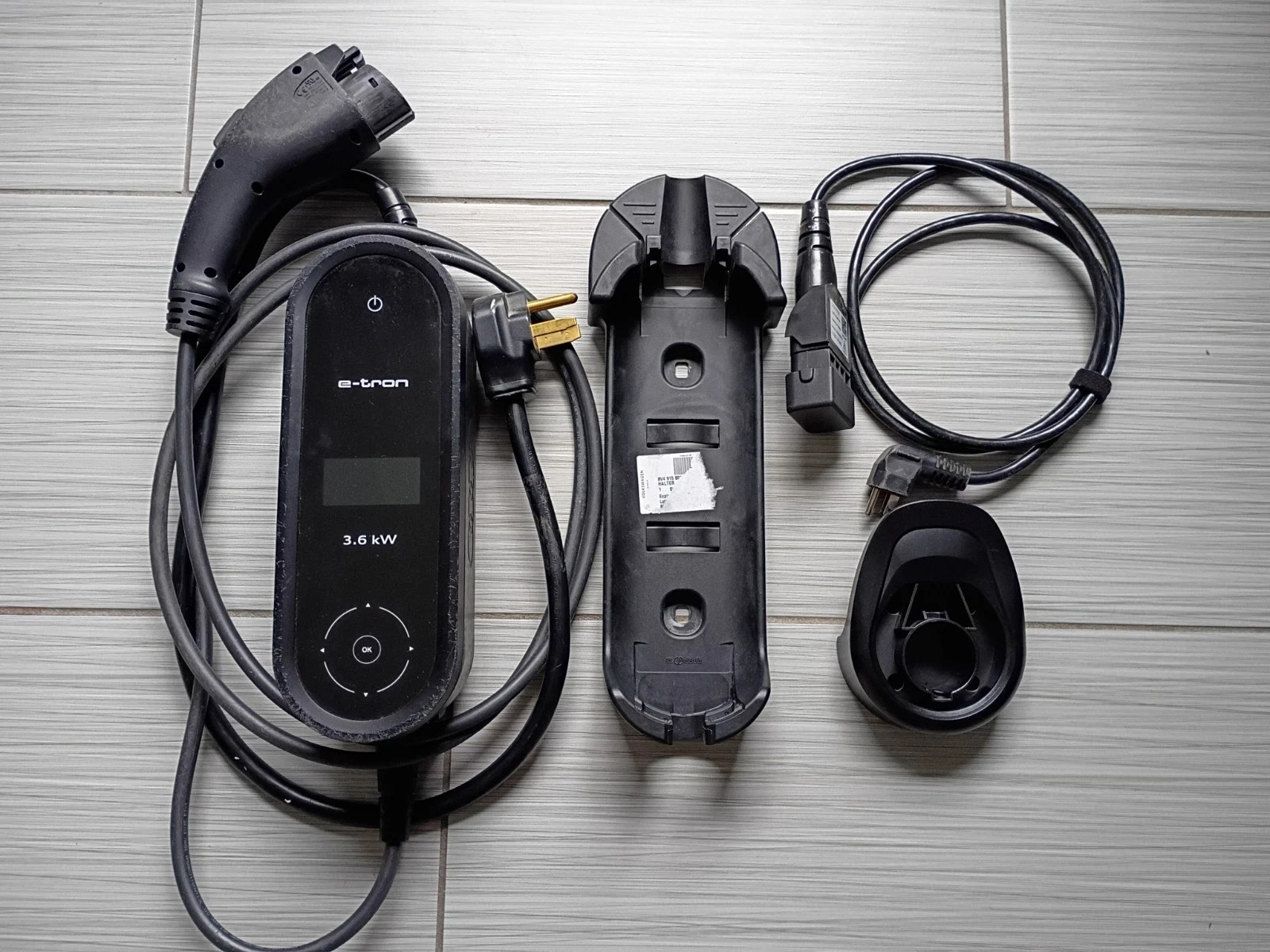 Used 2015 Audi E-tron A3 Q4 Q5 Rs Ev Charger 120v 240v Nema 6-50 ...