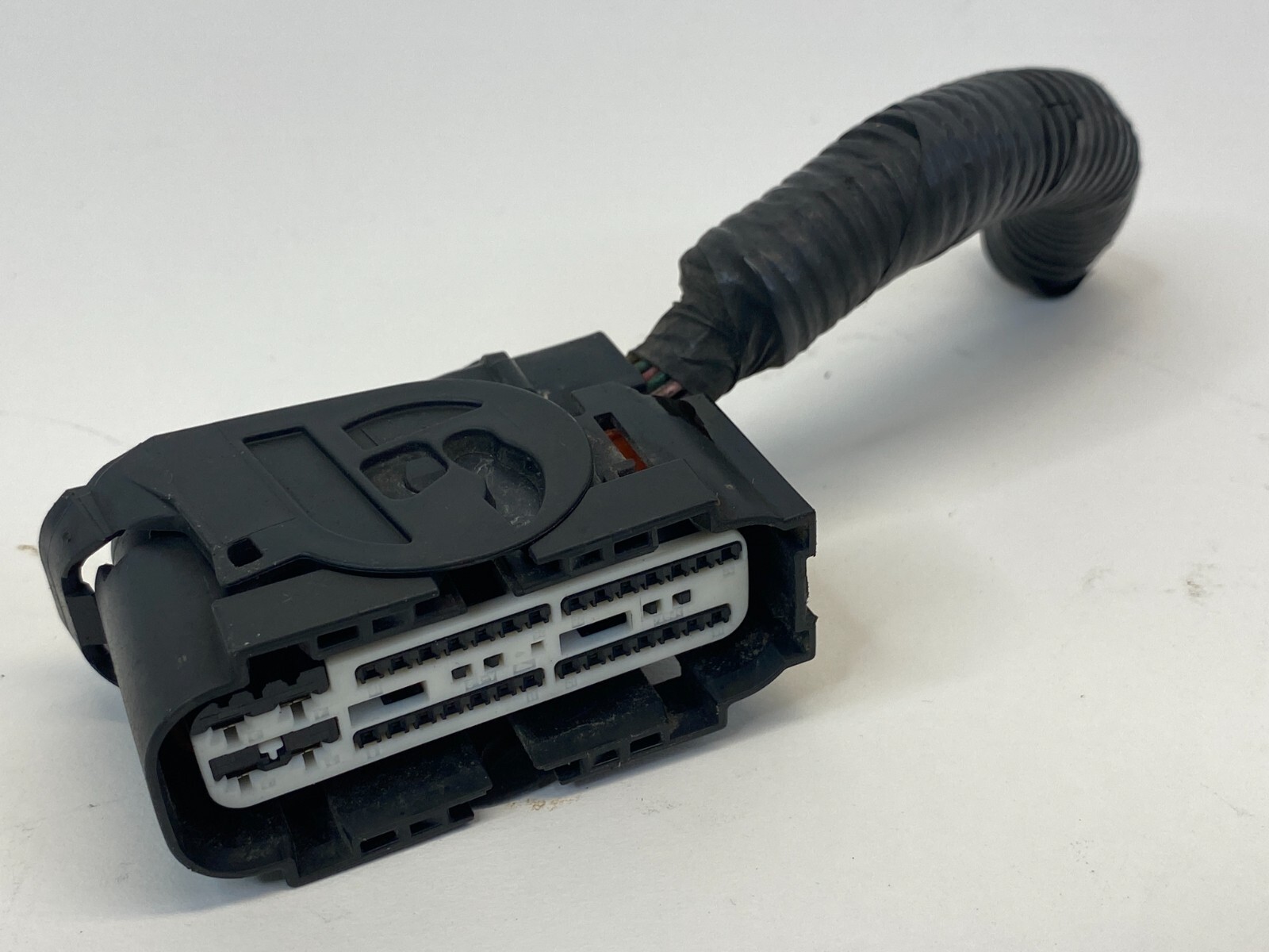Used 2008-2012 Nissan Rogue 2.5l Fwd Abs Anti Lock Brake Pump Connector ...
