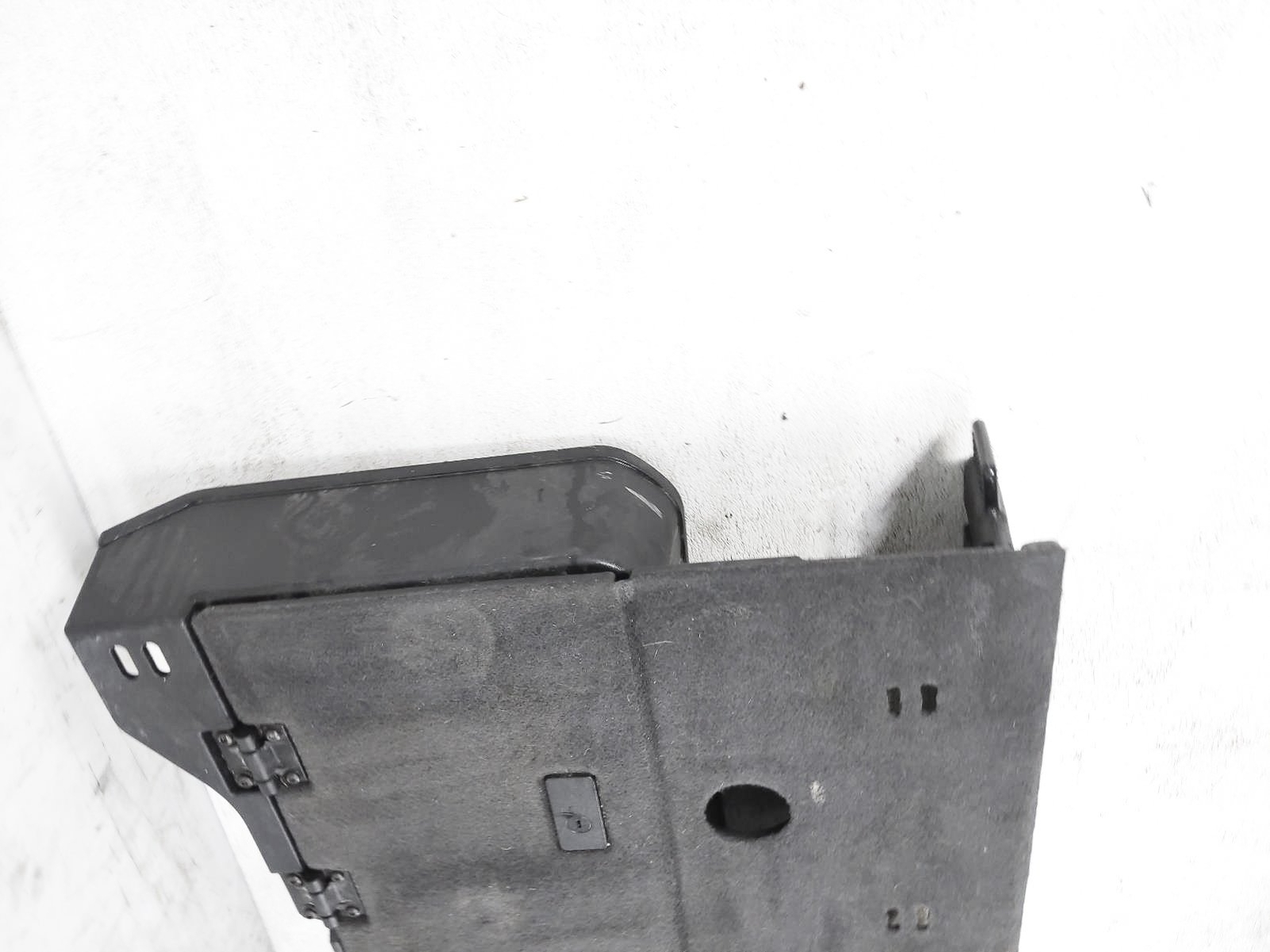 Used 2018-2019 Nissan Titan Rear Under Storage Box Assy 84985-ez20d for ...