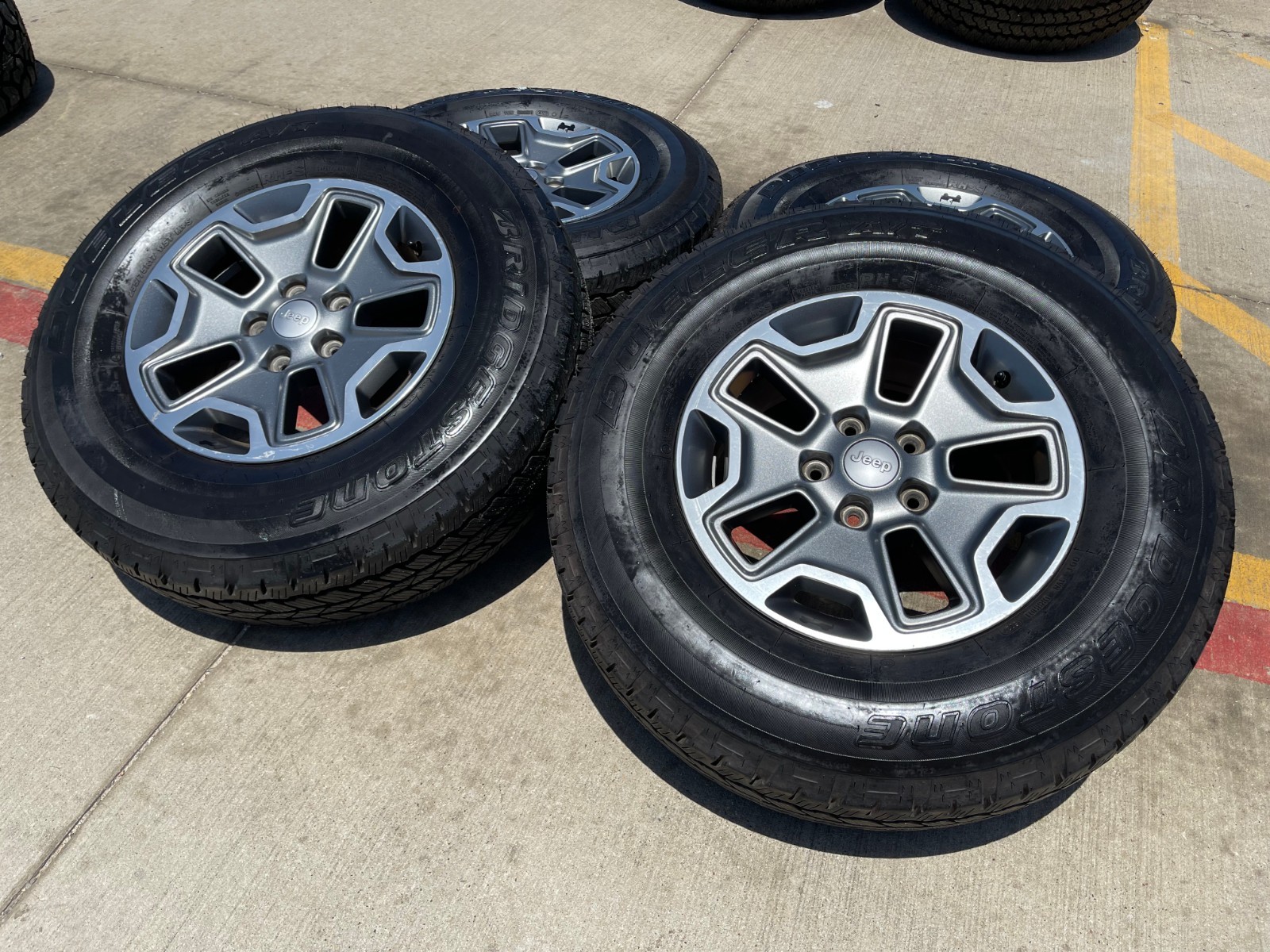 Used 2017 Jeep Wrangler Gladiator Oem Rubicon Wheels Rims 9118 Tires ...