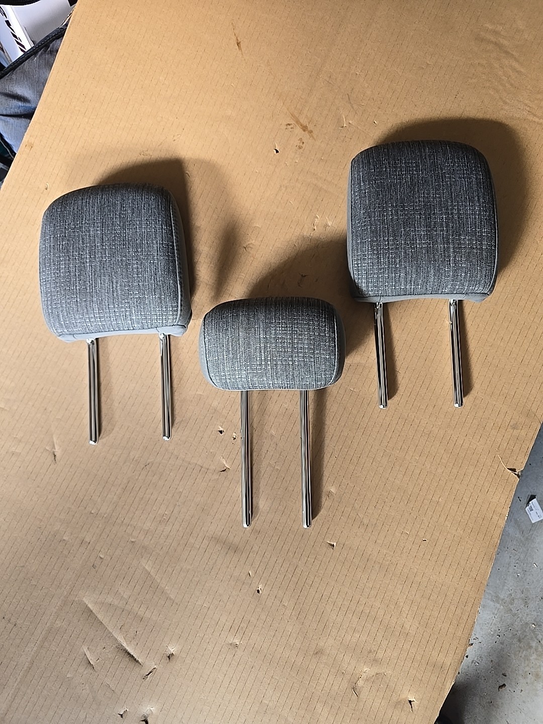 Used 2023 2025 Ford F-150 F250 F350 Xlt Crew Rear Headrest Set Gray ...