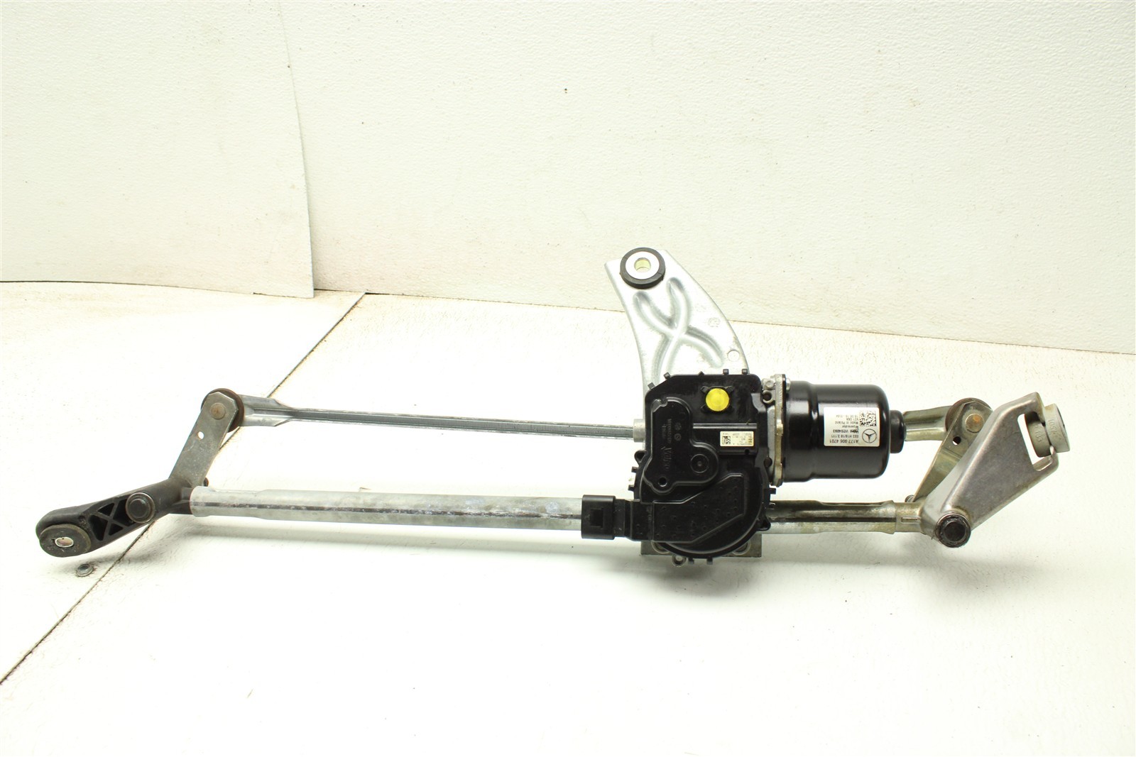 Used 2020 Mercedes Benz Amg Cla 35 Wiper Motor With Linkage A1779064701 ...