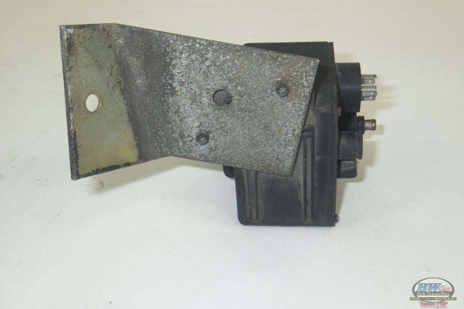 Used 251-957-901; Vw Vanagon Oem Speedometer Counter Box 1980-92 for ...