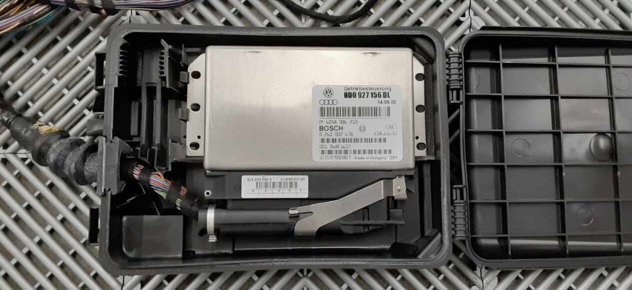 Used Oem Audi B5 S4 2001 Transmission Control Module Tcm 8d0927156dl ...