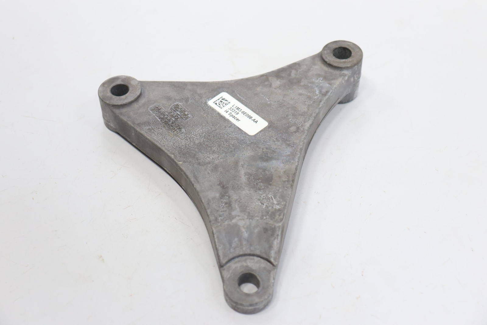 Used 2020 2025 - Ford Explorer Rwd 2.3l Engine Right Mount Bracket Oem ...