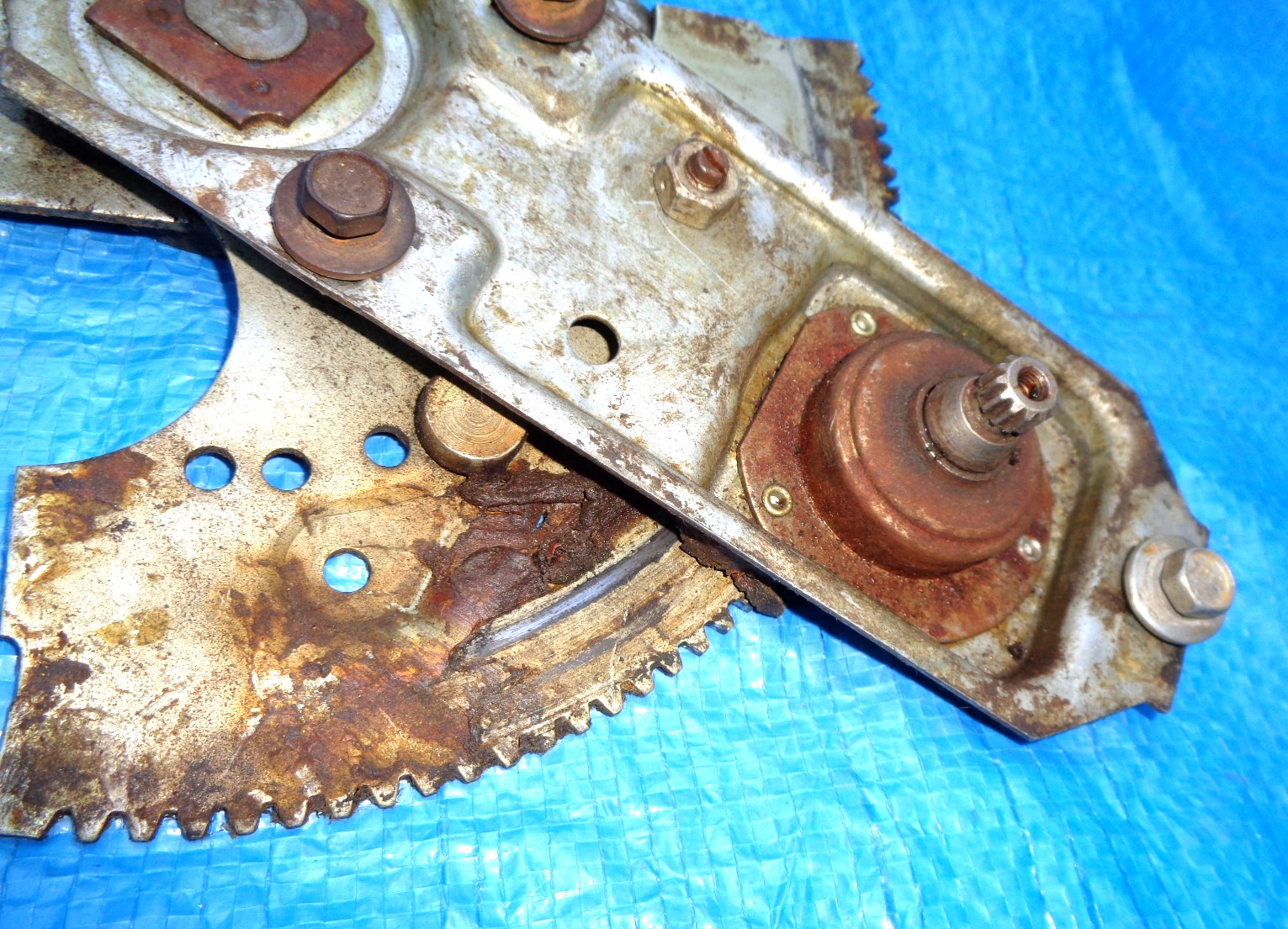 Used 1972 Mopar A-body Cuda Dart Duster Valiant Left Door Window ...