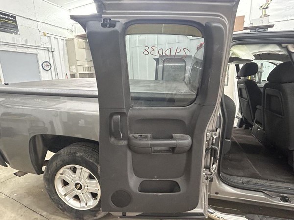 Used 2013 Chevrolet Silverado 1500 Interior Door Panels and Parts for Sale