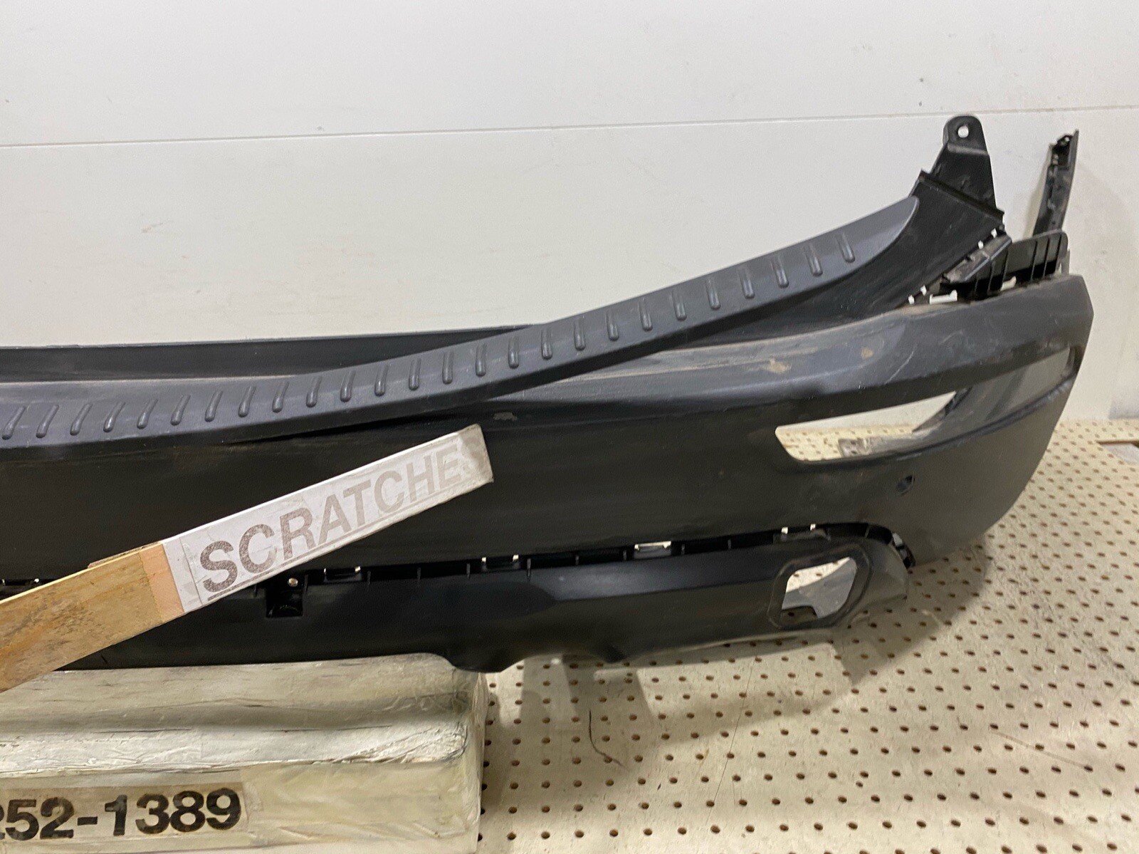 Used 2020 Kia Telluride Rear Bumper Cover Oem Original 86612-s9020 for Sale