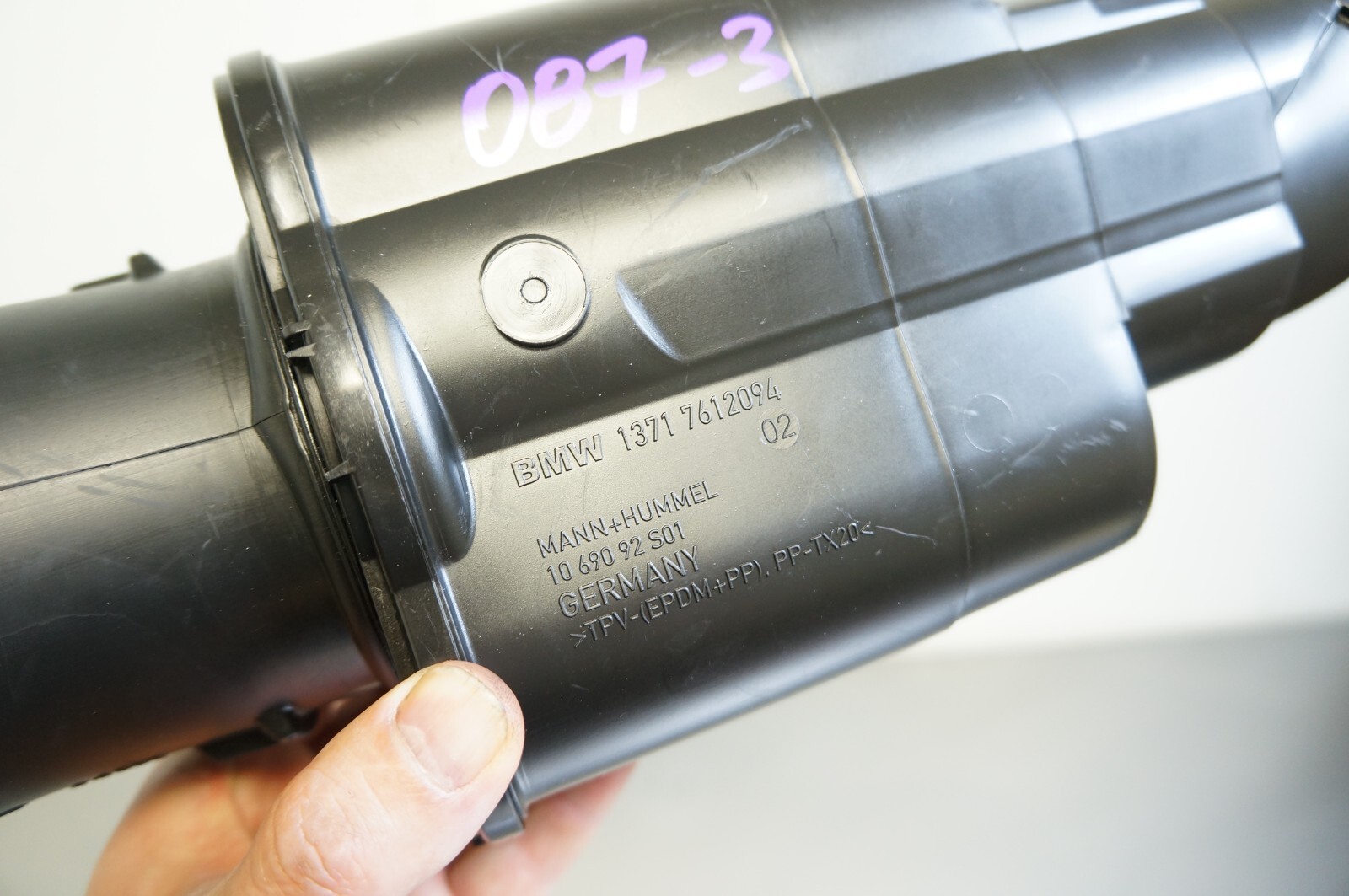 Used 2012-2016 Bmw F10 528i Rwd N20 2.0l Air Intake Tube Duct Resonator ...