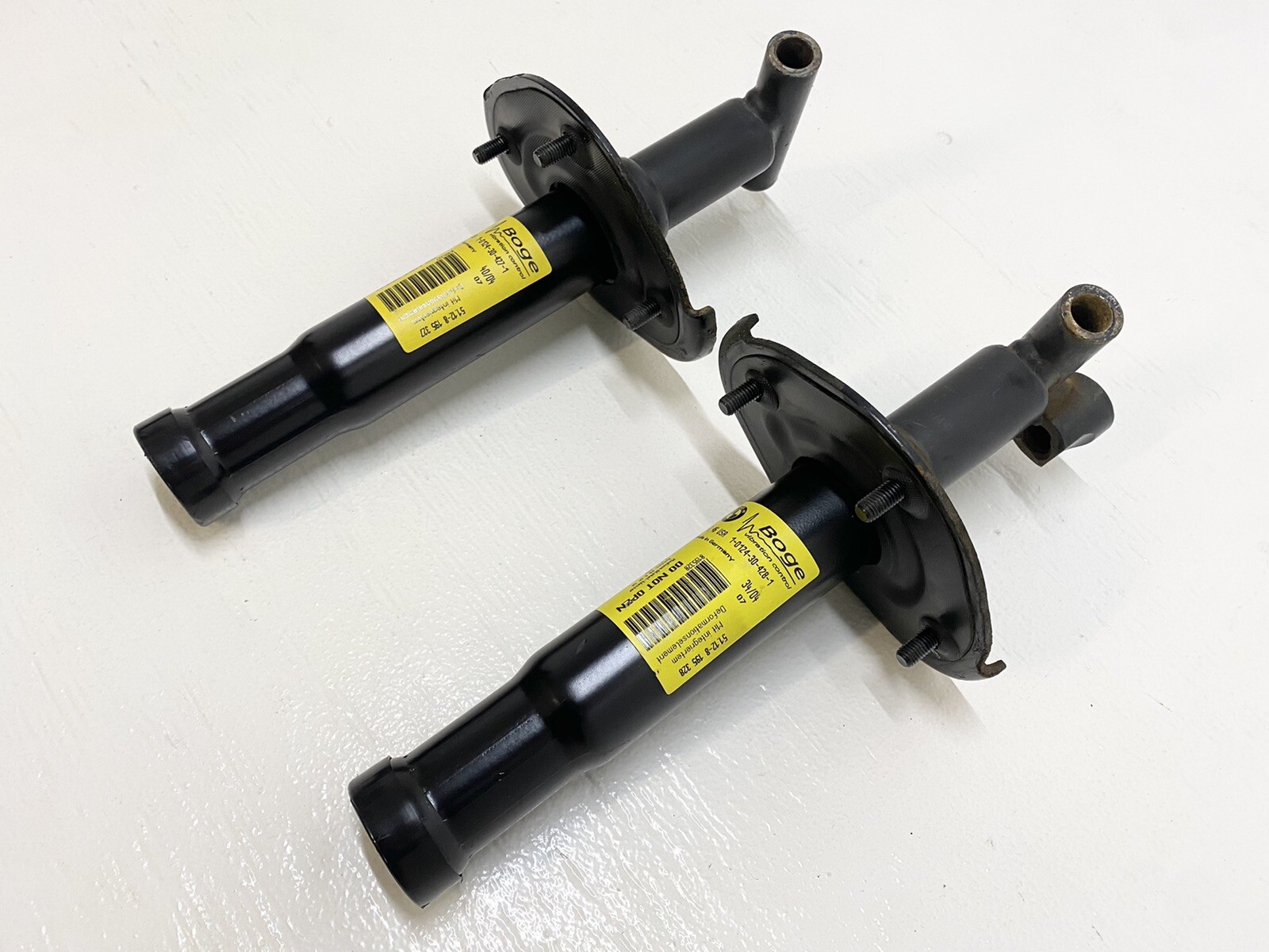 Used 99-06 Oem Bmw E46 325i Rear Bumper Shock Absorber Set 51128195327 ...