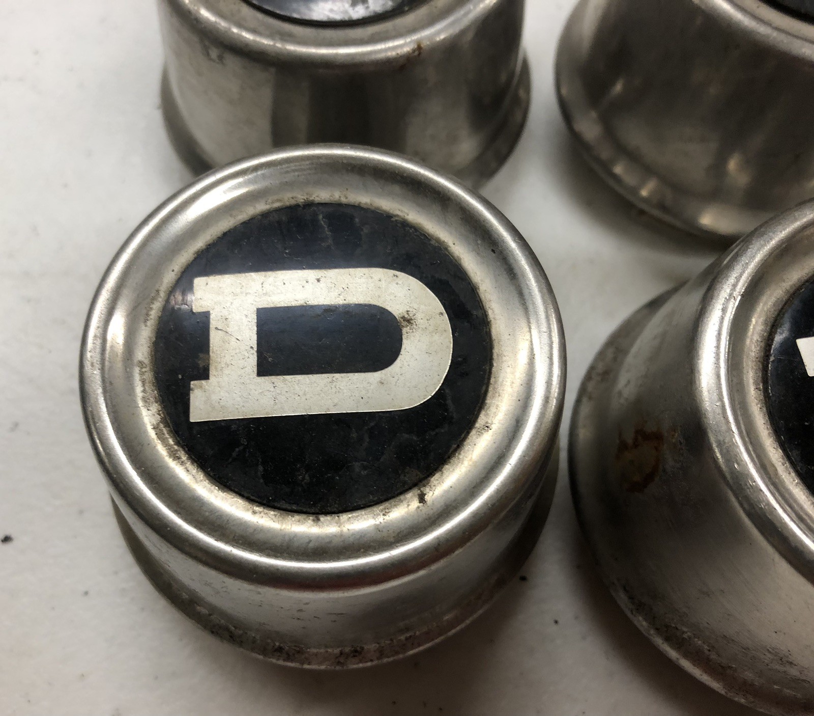 For Parts Or Not Working 1973 1981 - Datsun B210 Wheel Center Cap ...