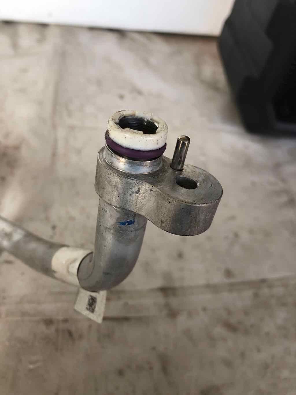 Used 2017 - 2022 Bmw X1 Ac Air Conditioner Refrigerant Suction Hose Oem ...