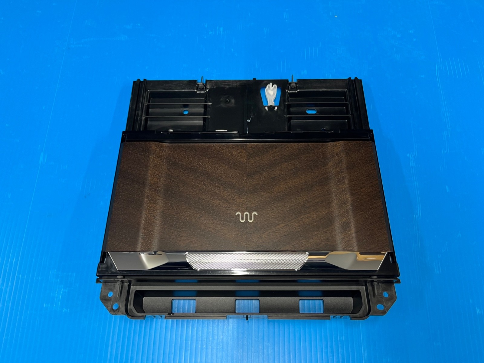 Used 2023-2026 Ford F250 F350 King Ranch Console Front Storage ...