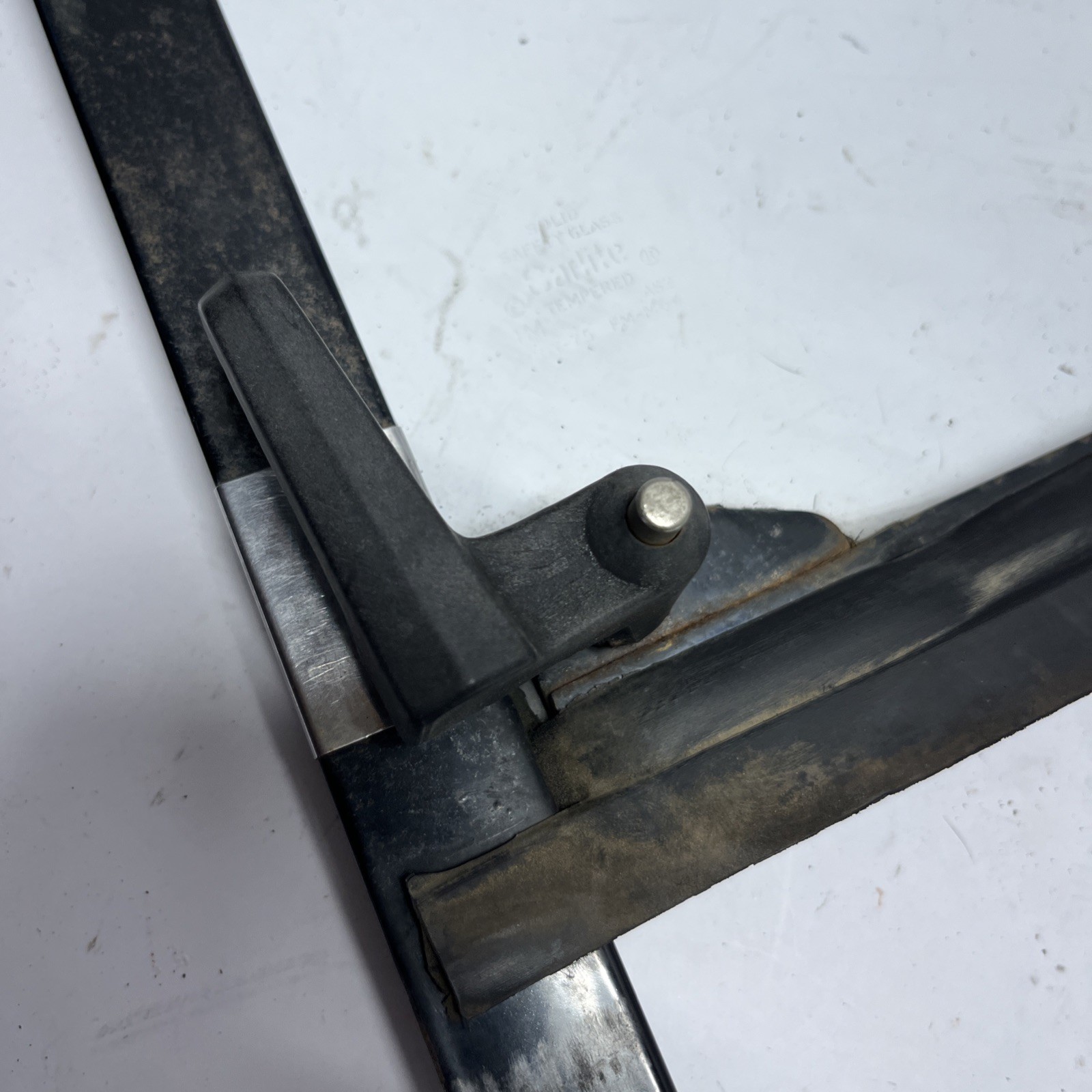 Used 1980 1986 - Ford Truck & Bronco F100 F150 F250 Left Vent Window ...