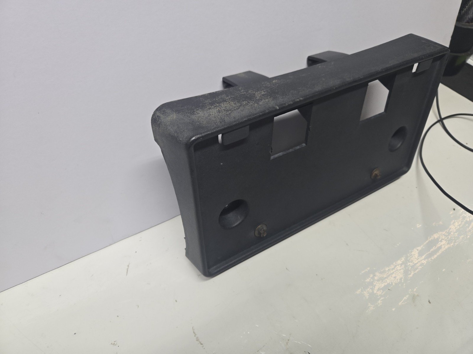 Used 1998 Genuine Ford Oem Front Bumper License Plate Bracket Mount ...
