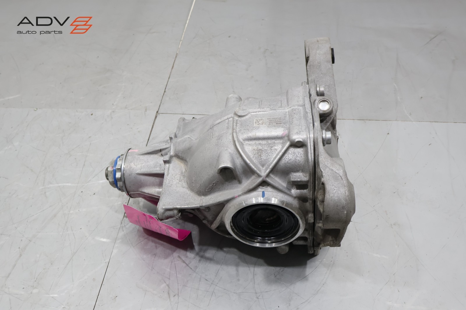 Used 2024-2025 - Bmw X5 G05 Xdrive Rear Differential Axle Carrier Oem ...