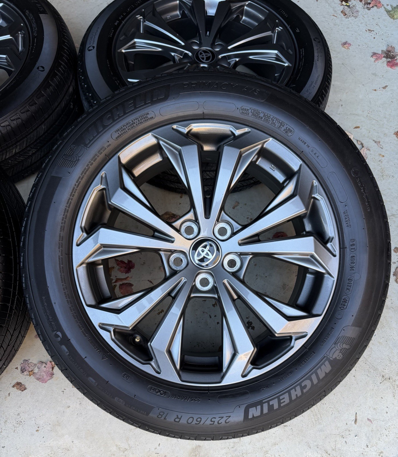 Used 2018 2022-2025 Toyota Rav4 Oem Wheels Rims Tires 75279 Sienna Ch-r ...