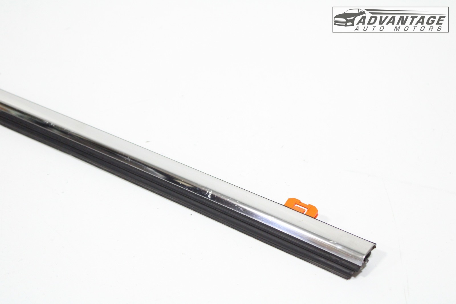 Used 2020-2025 Gmc Sierra 2500 Hd Rear Right Side Door Window Belt ...