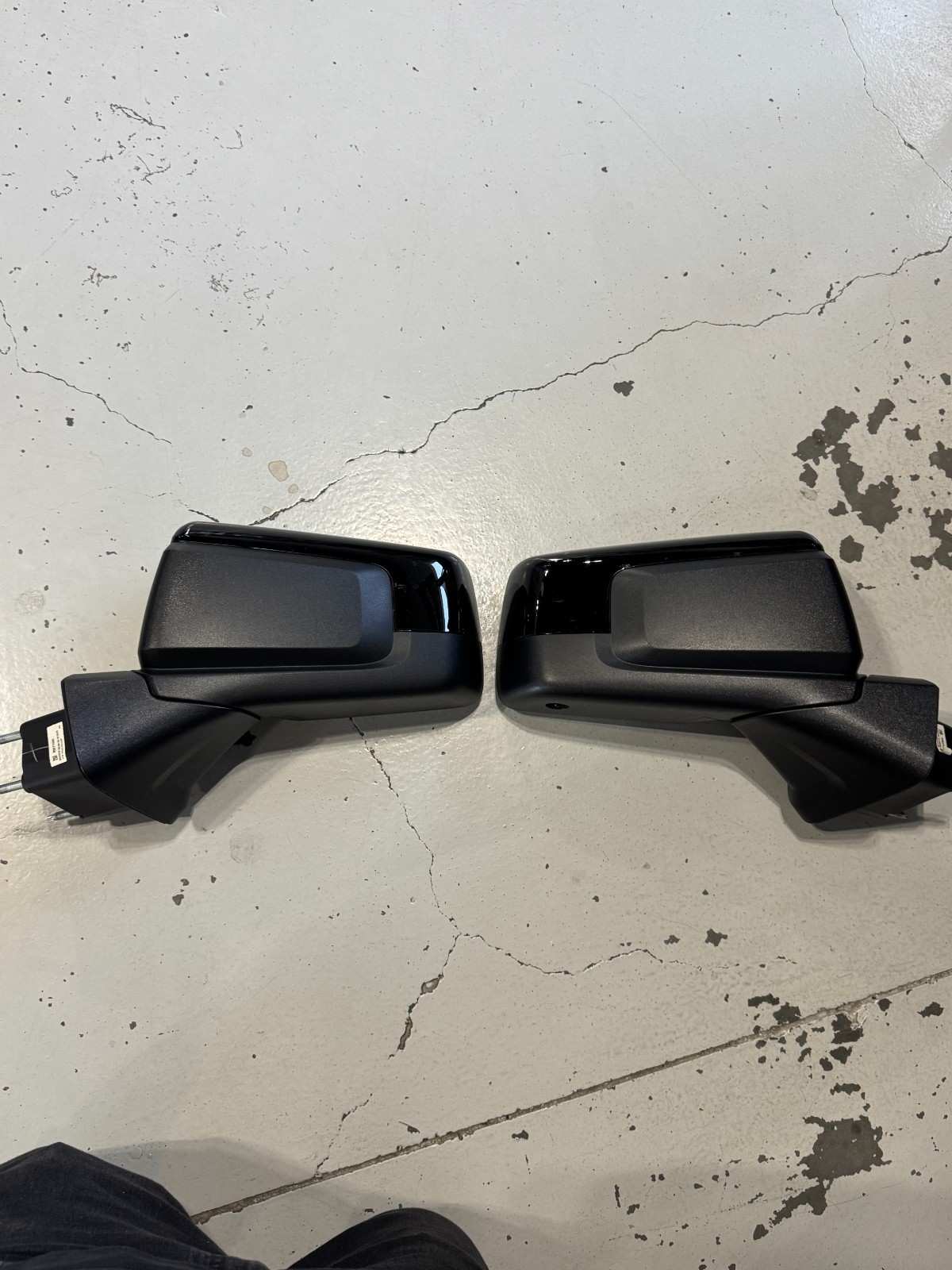 Used 2024-2025 Chevrolet Silverado 1500 Oem Side Mirrors for Sale ...