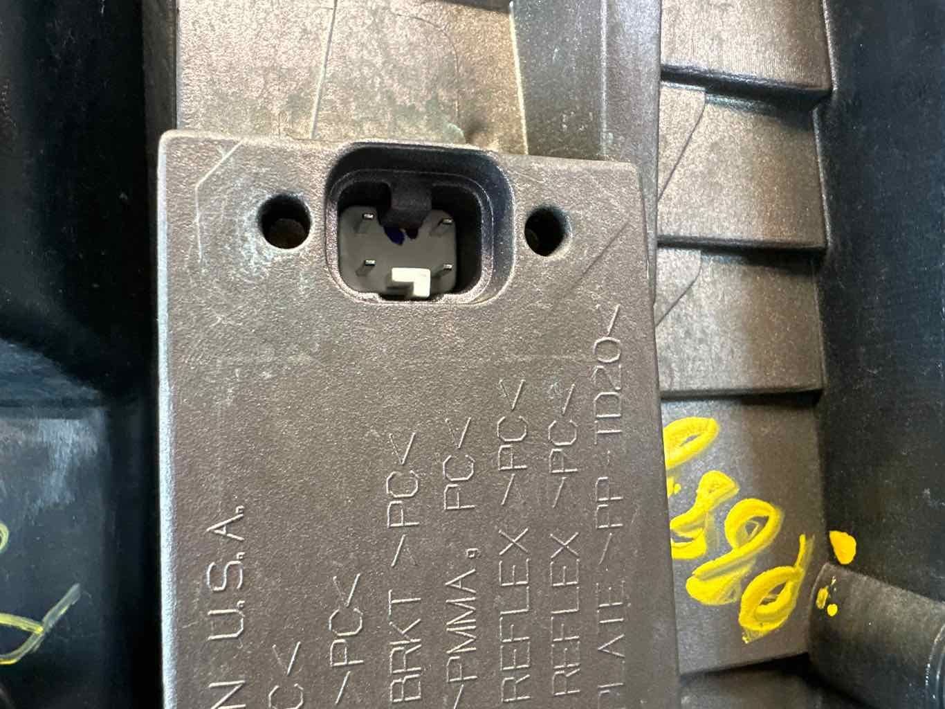 Used 2004-2009 Cadillac Xlr Tail Light Assembly Left Driver Qtr Panel ...