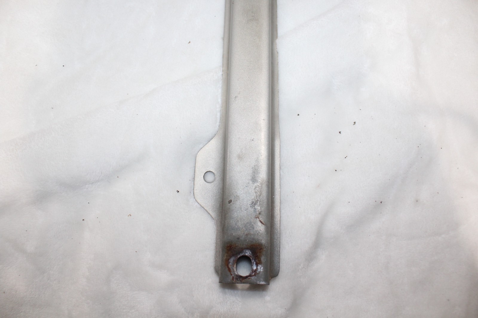 Used 1990-1997 Nissan D21 Hardbody Hood Latch Center Radiator Support ...