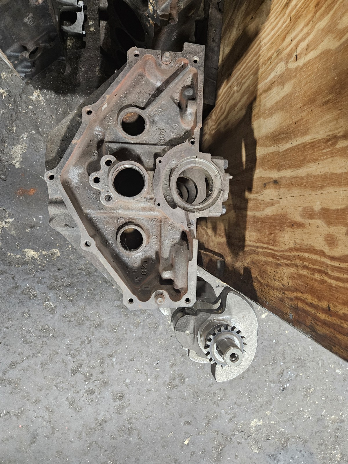 Used Small Block Chevy Sbc 305 V8 Engine Gm 140930627 Block And Crank ...